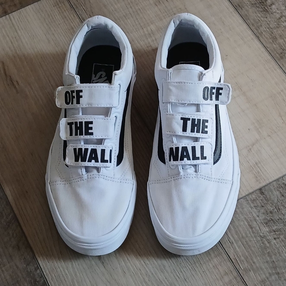 Vans | Shoes | Vans Old Skool V White Canvas Low Top Strap Skate Shoes ...